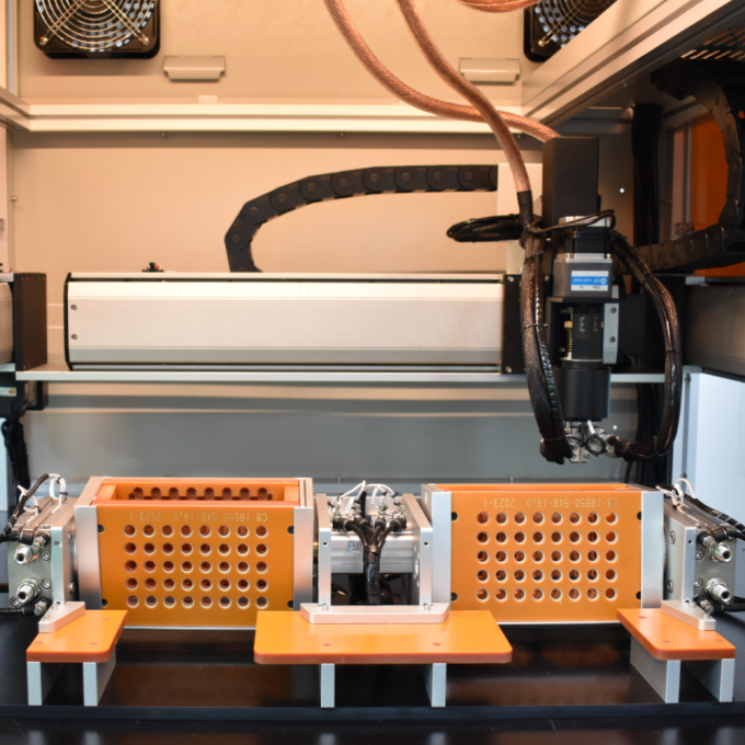 Cylindrical CNC Lithium Ion Battery Welding Machine Automated Cell Use