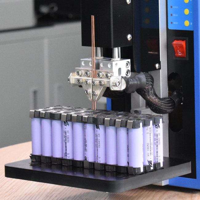Spot Welder For Lithium Batteries FNIRSI SWM-10 Battery Spot Welder ...